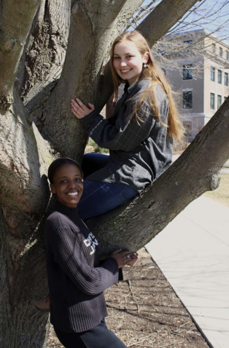 Humans of CDP #140: Laura ’26 & Anna ’25 – Center for Dialogue & Pluralism